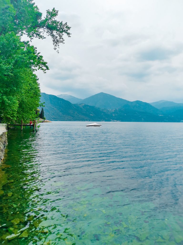 Lago Orta e Isola di San Giulio: Passeio pelo lago mais romântico de Itália